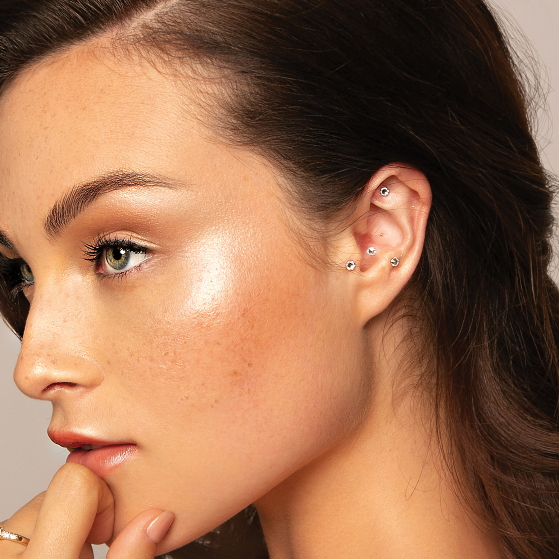 Gold crystal box model Ear Seeds Products Gold crystal box model Ear Seeds Products